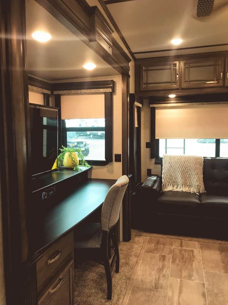 2019 Keystone Montana 3561RL Fifth Wheel - RV Tour