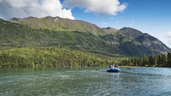 Rafting in Alaska: Float Down the Beautiful Kenai River